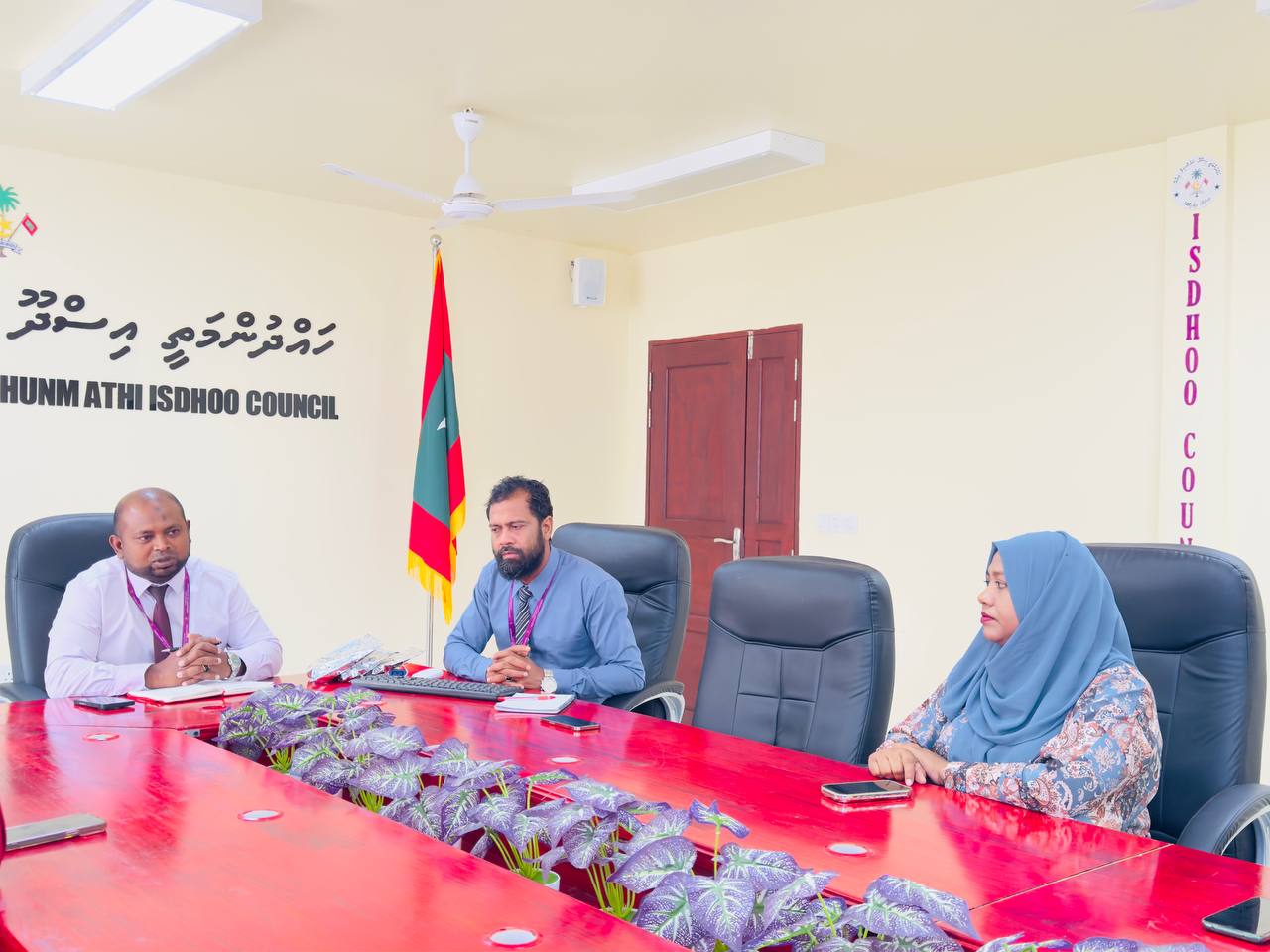 މުވައްޒަފުންގެ ބައްދަލުވުން - Isdhoo Council